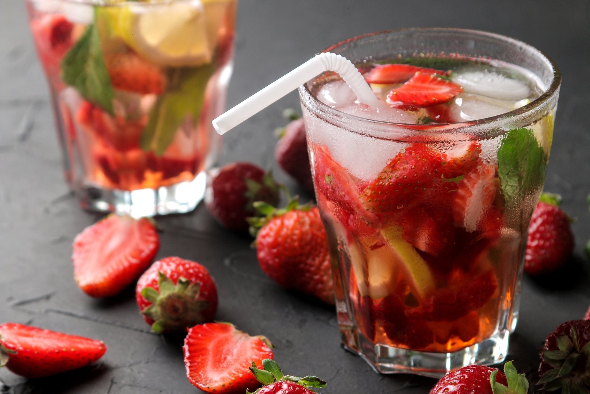Tee-Rezeptidee - Pink Drink Eistee aus Omas Garten – Nibelungentee